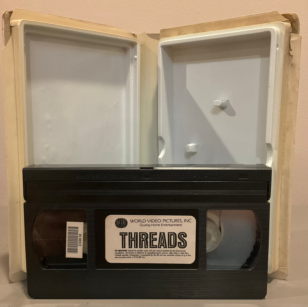 Threads (Clamshell) VHS – Orbit DVD
